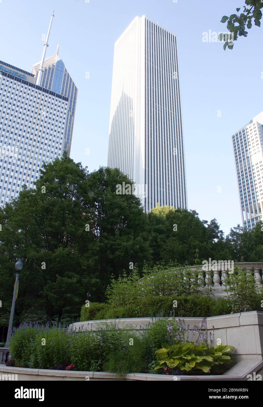 The ledge chicago hi-res stock photography and images - Alamy