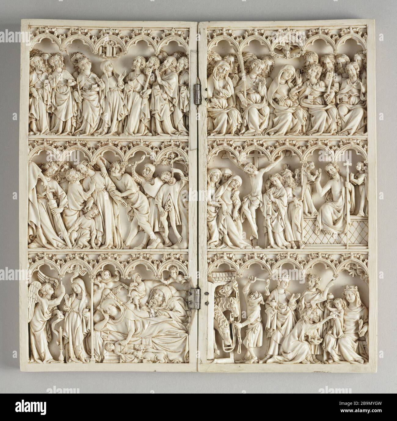 Diptyque crucifixion hi-res stock photography and images - Alamy