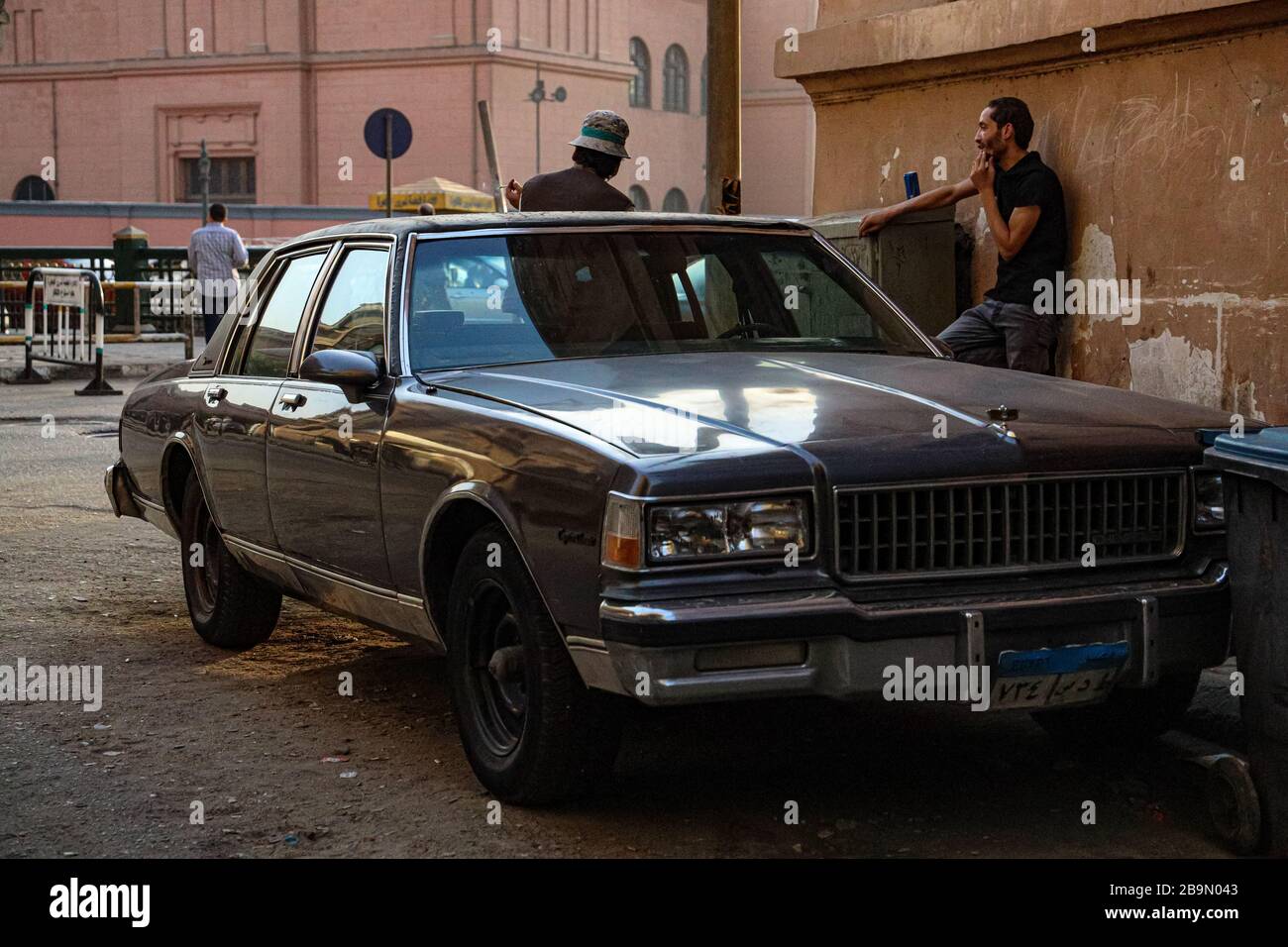 Vintage cars, Egyptian streets Stock Photo - Alamy