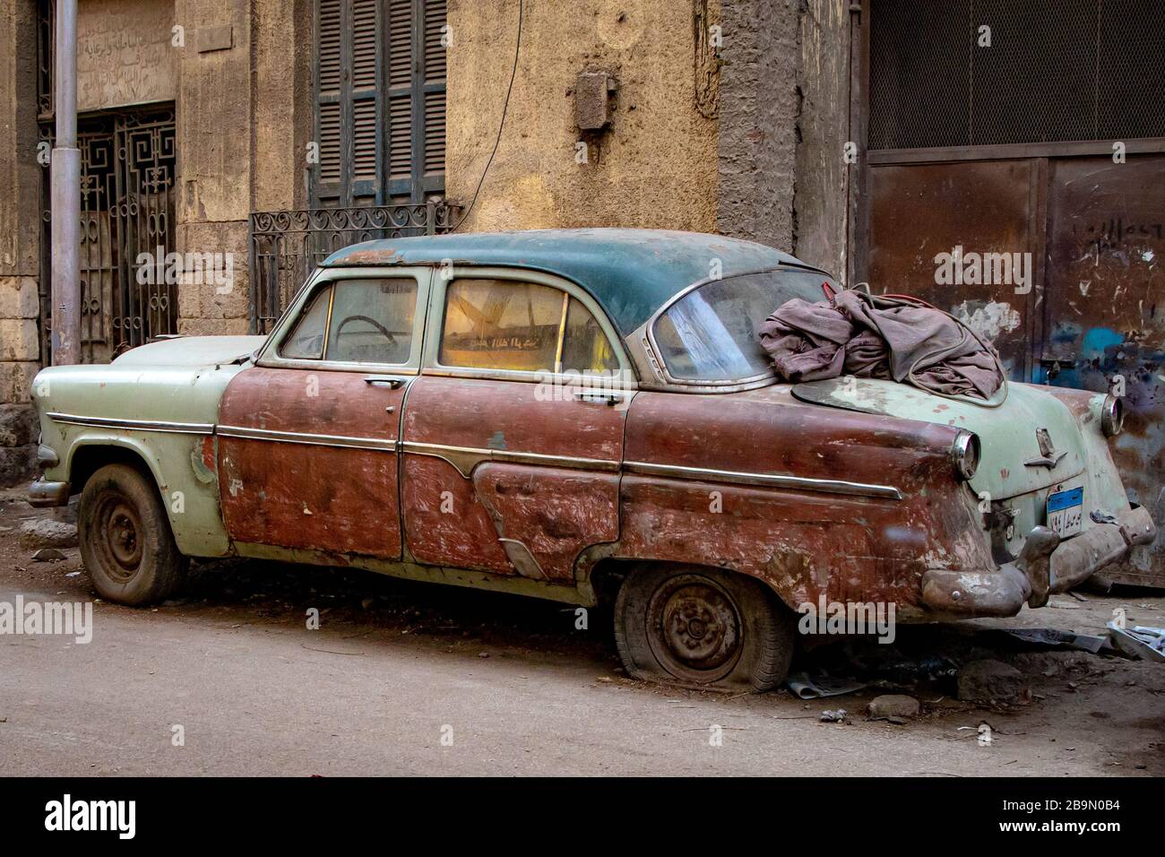 Egyptian vintage cars hi-res stock photography and images - Alamy