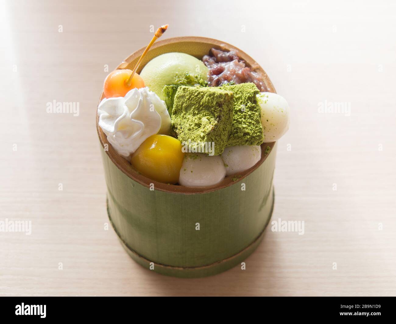 Japanese traditional dessert hi-res stock photography and images - Alamy