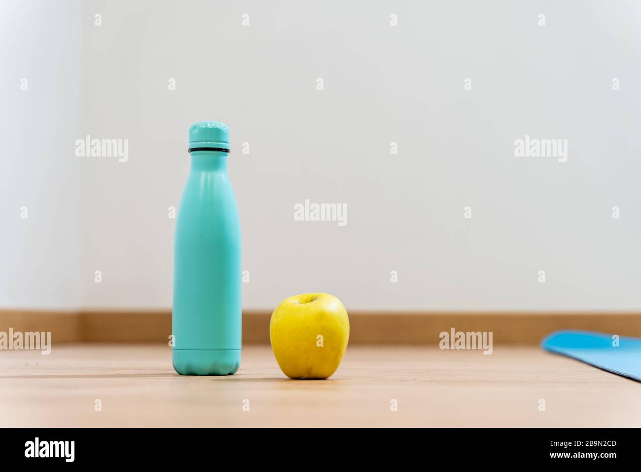 Elementos yoga hi-res stock photography and images - Alamy