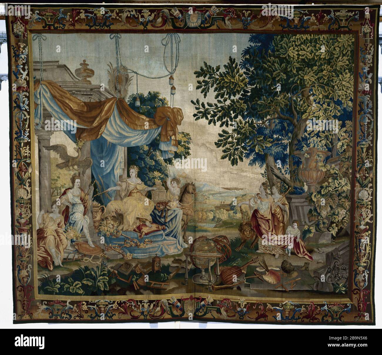 The four parts of the world hi-res stock photography and images - Alamy