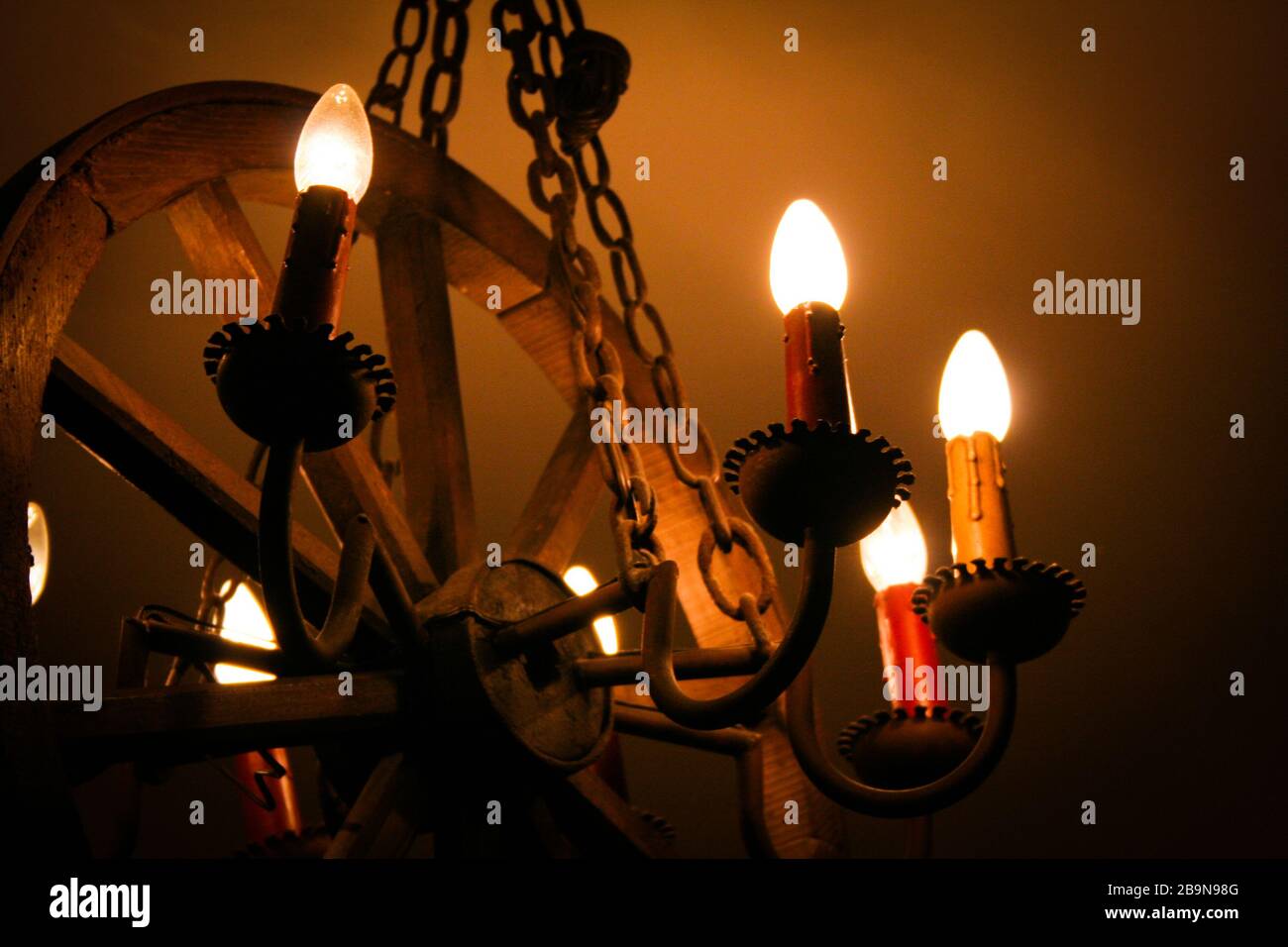 Charette wheel hi-res stock photography and images - Alamy