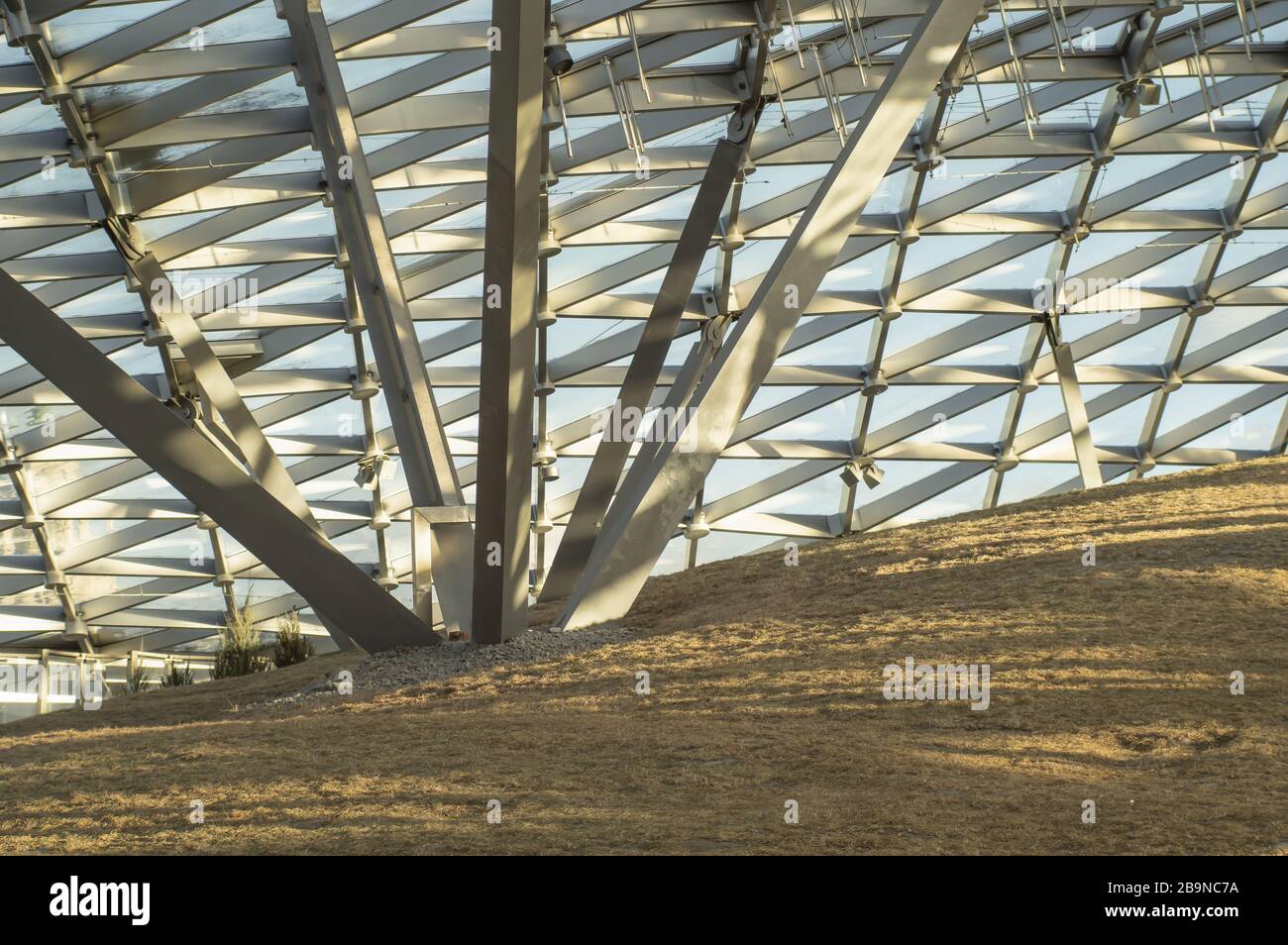 Triangular steel frame hi-res stock photography and images - Alamy