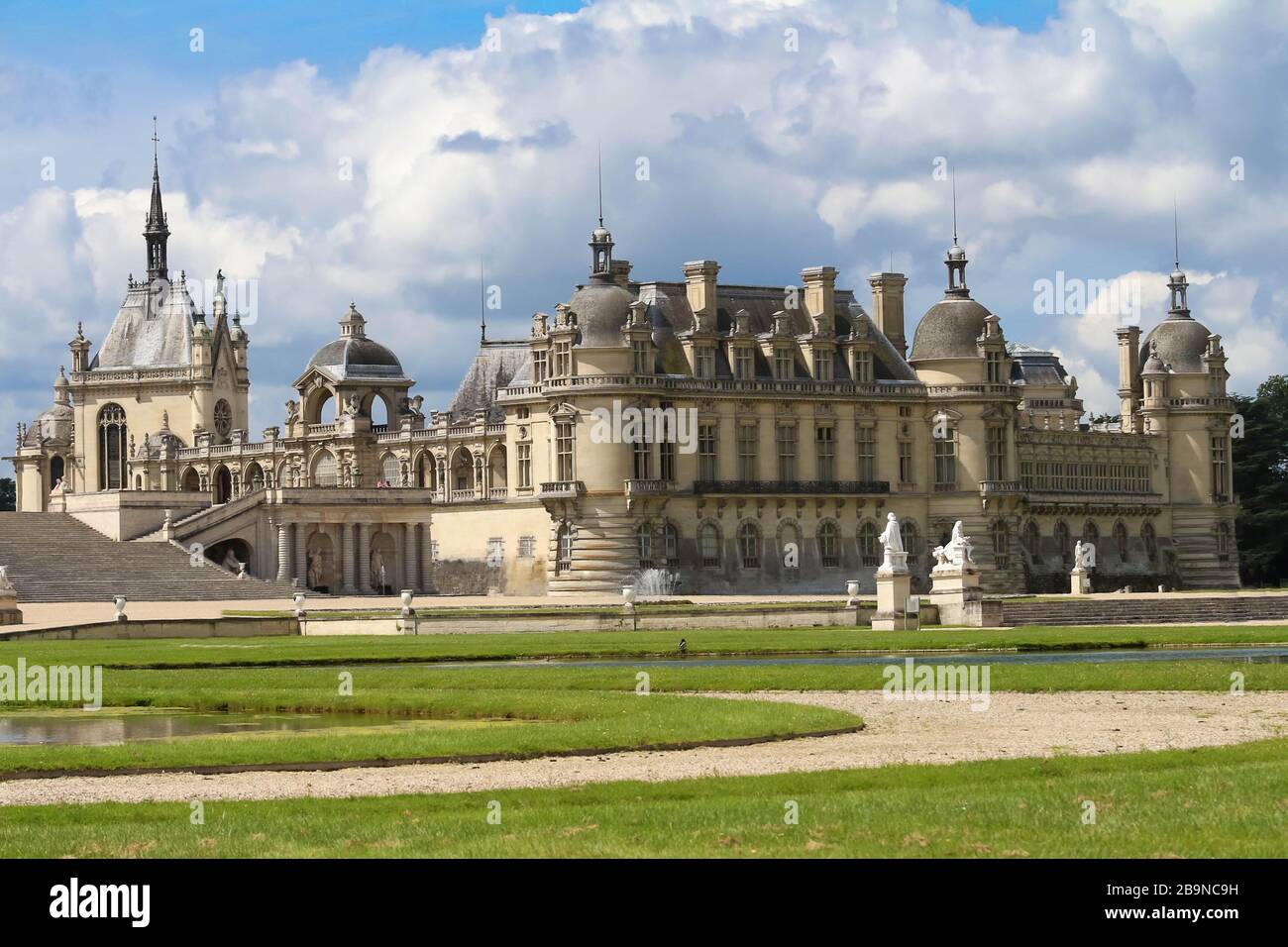 External view of famous Chantilly Castle, 1560 - a historic castle ...