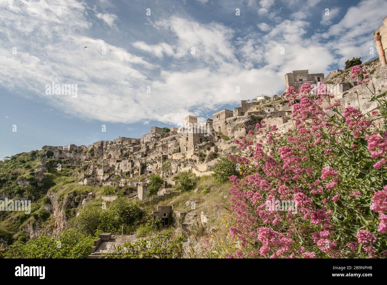 Panorama ancient town matera cave hi-res stock photography and images ...