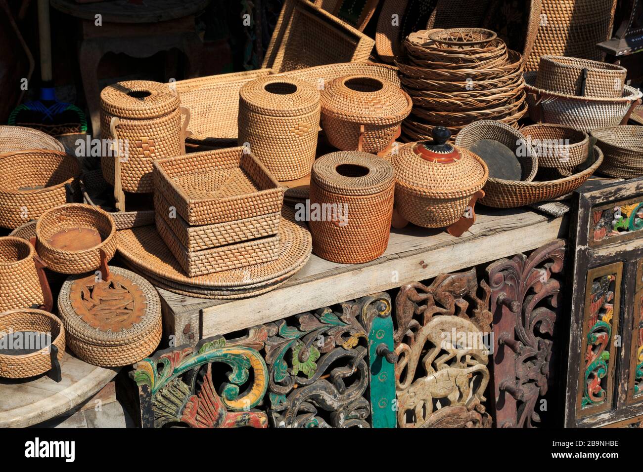 Local crafts of indonesia hi-res stock photography and images - Alamy