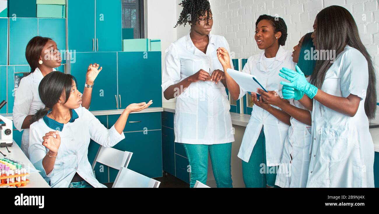African students in lab hi-res stock photography and images - Alamy