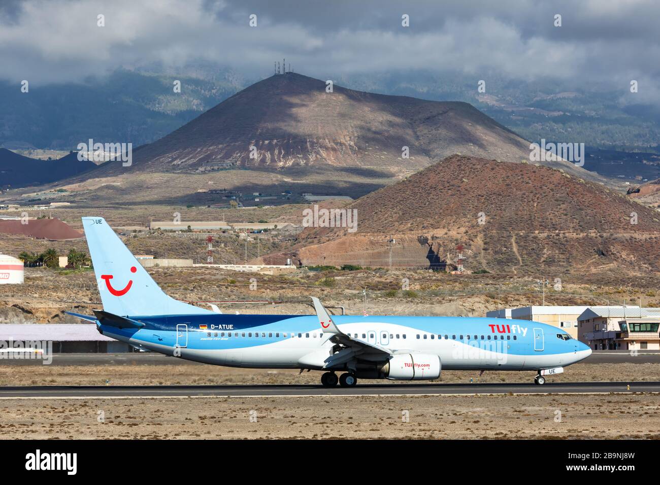 Tenerife, Spain – November 23, 2019: TUIfly Boeing 737-800 airplane at ...