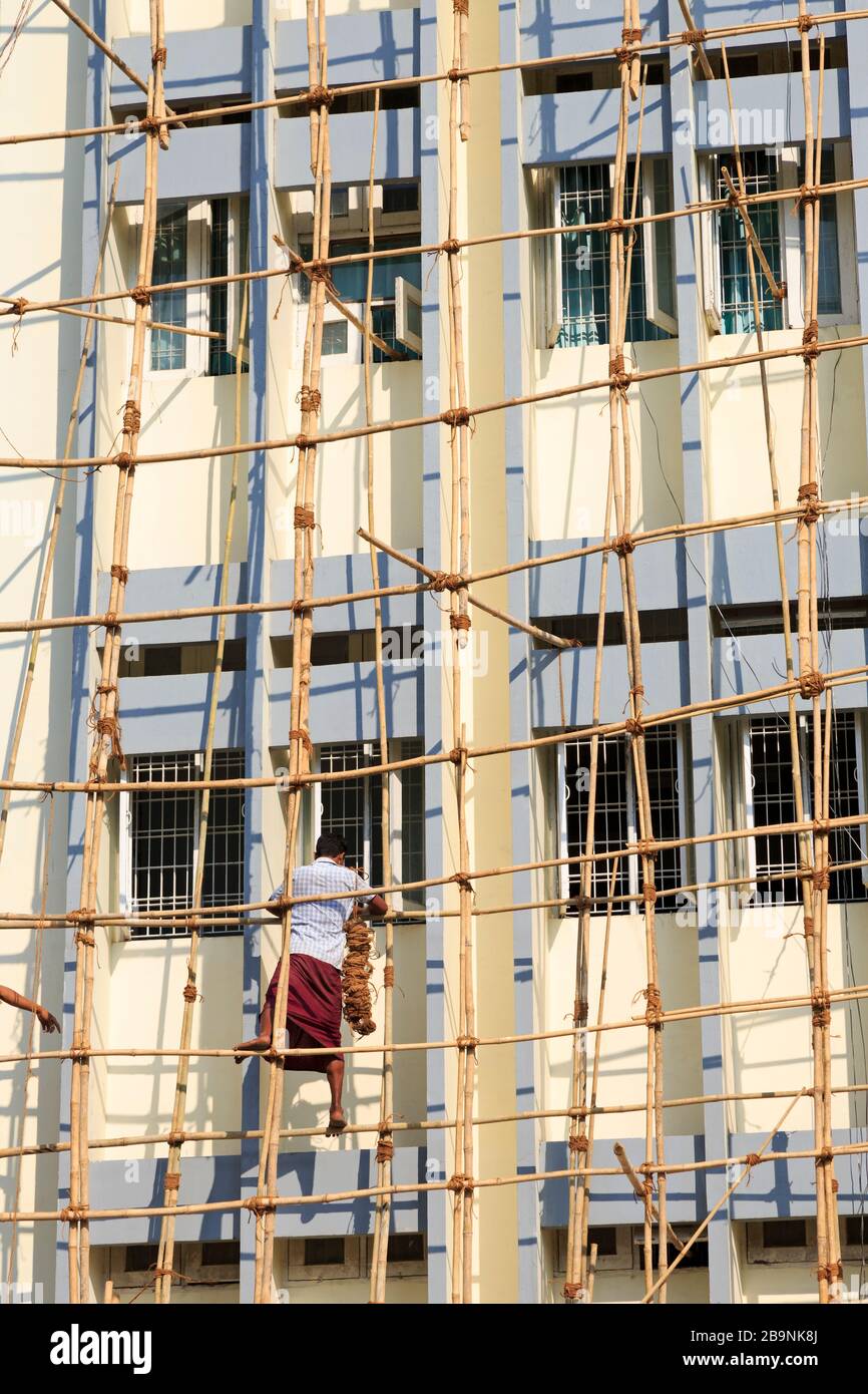 Bamboo scaffolding hi-res stock photography and images - Alamy