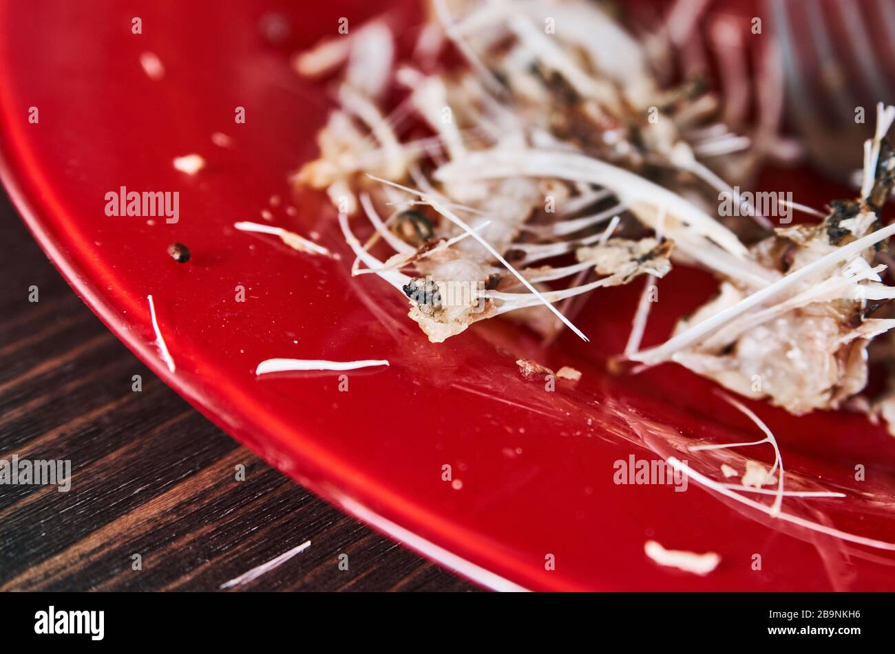 Fish bones hi-res stock photography and images - Alamy