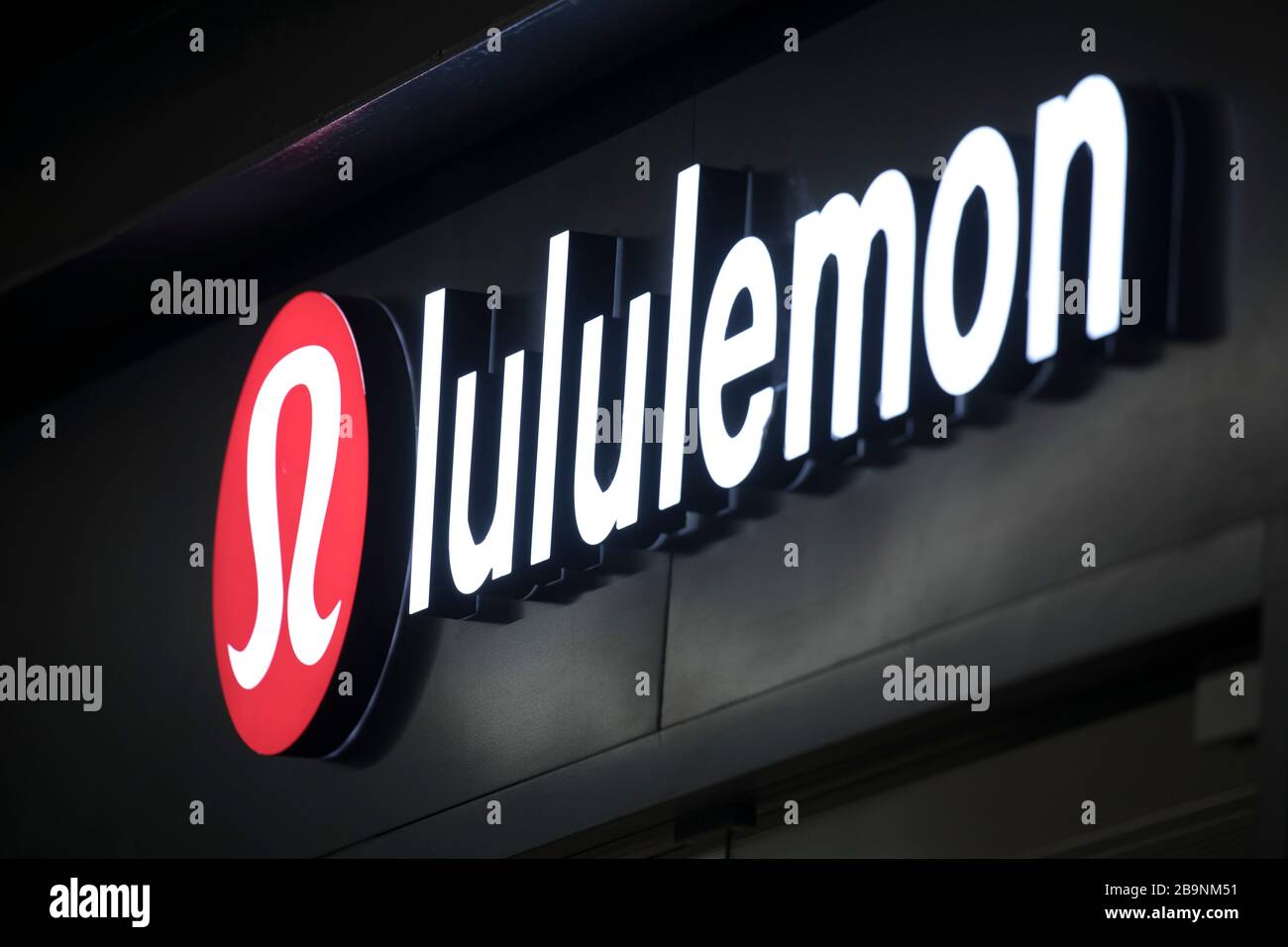 Lulu street hi-res stock photography and images - Alamy