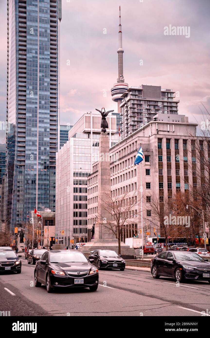 Toronto traffic light hi-res stock photography and images - Alamy