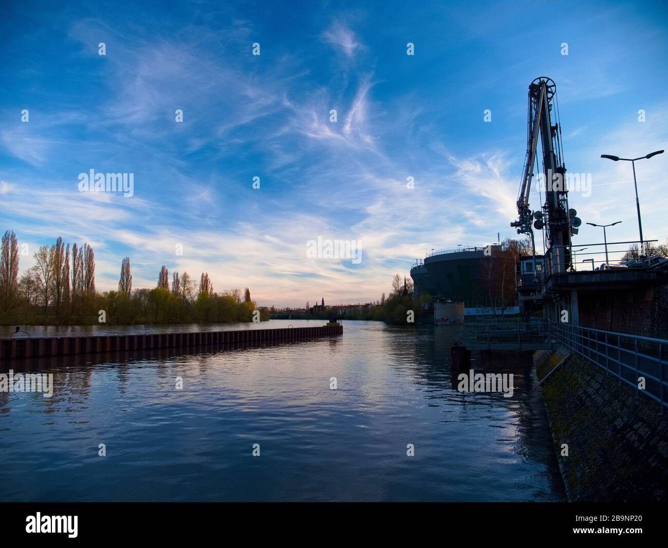 Industry harbour in Frankfurt Fechenheim Stock Photo - Alamy