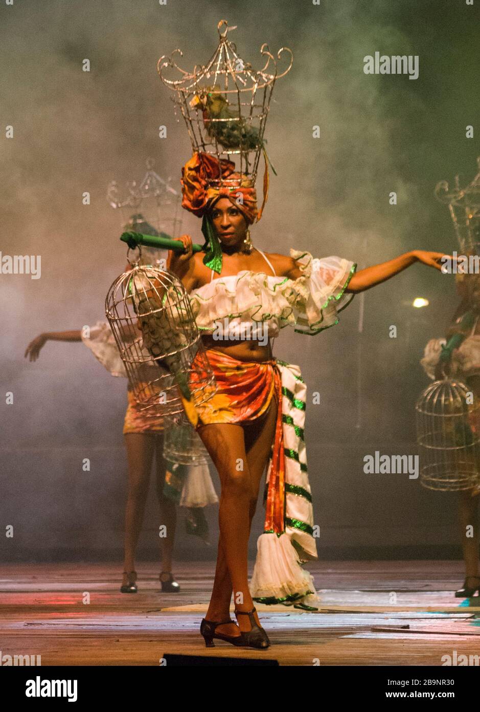 Show at the Tropicana in Santiago de Cuba. Cuba Stock Photo - Alamy