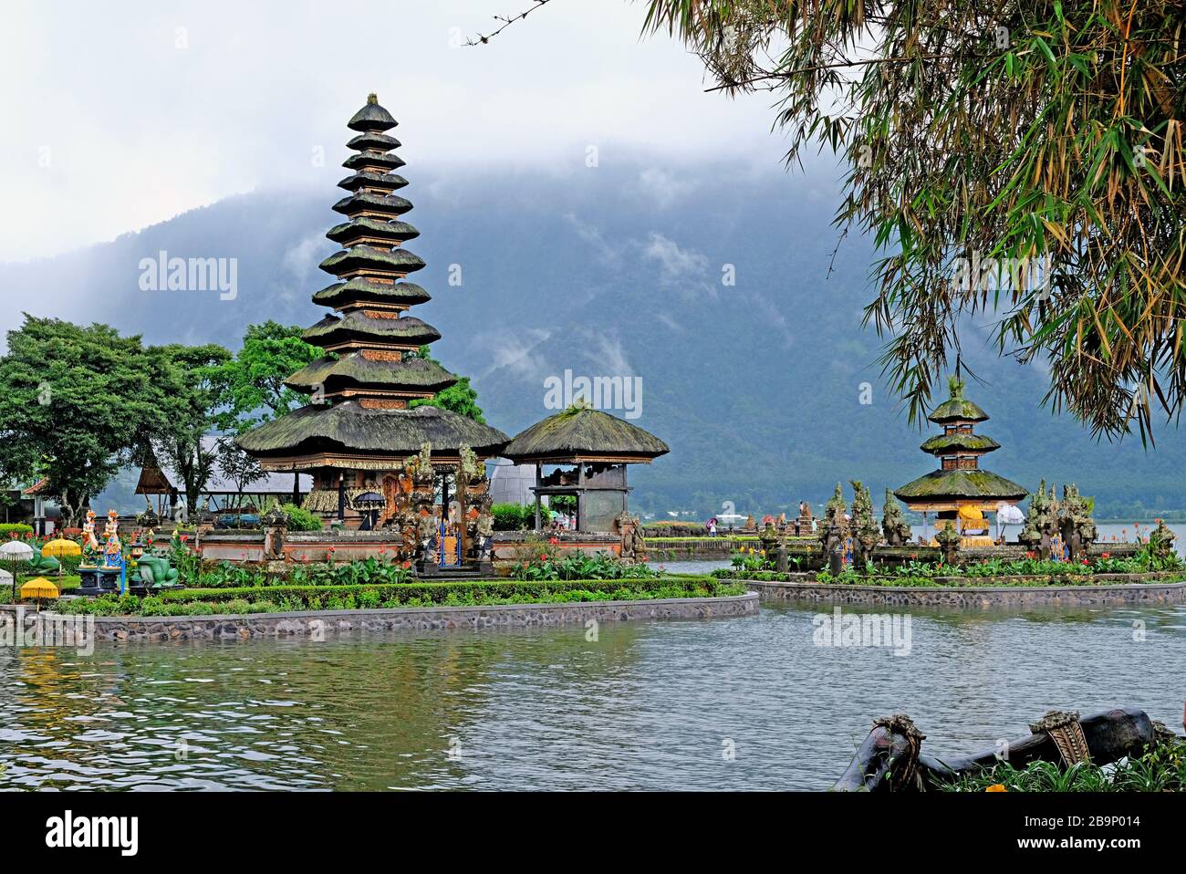 Ulun Danu Beratan Temple is a picturesque landmark temple in Bali’s ...