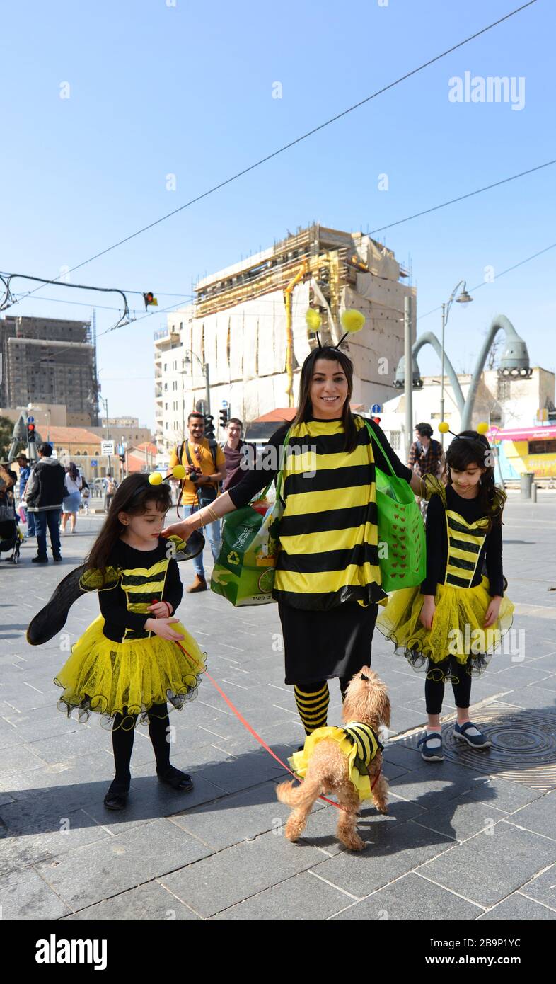Purim festival in central Jerusalem Stock Photo - Alamy