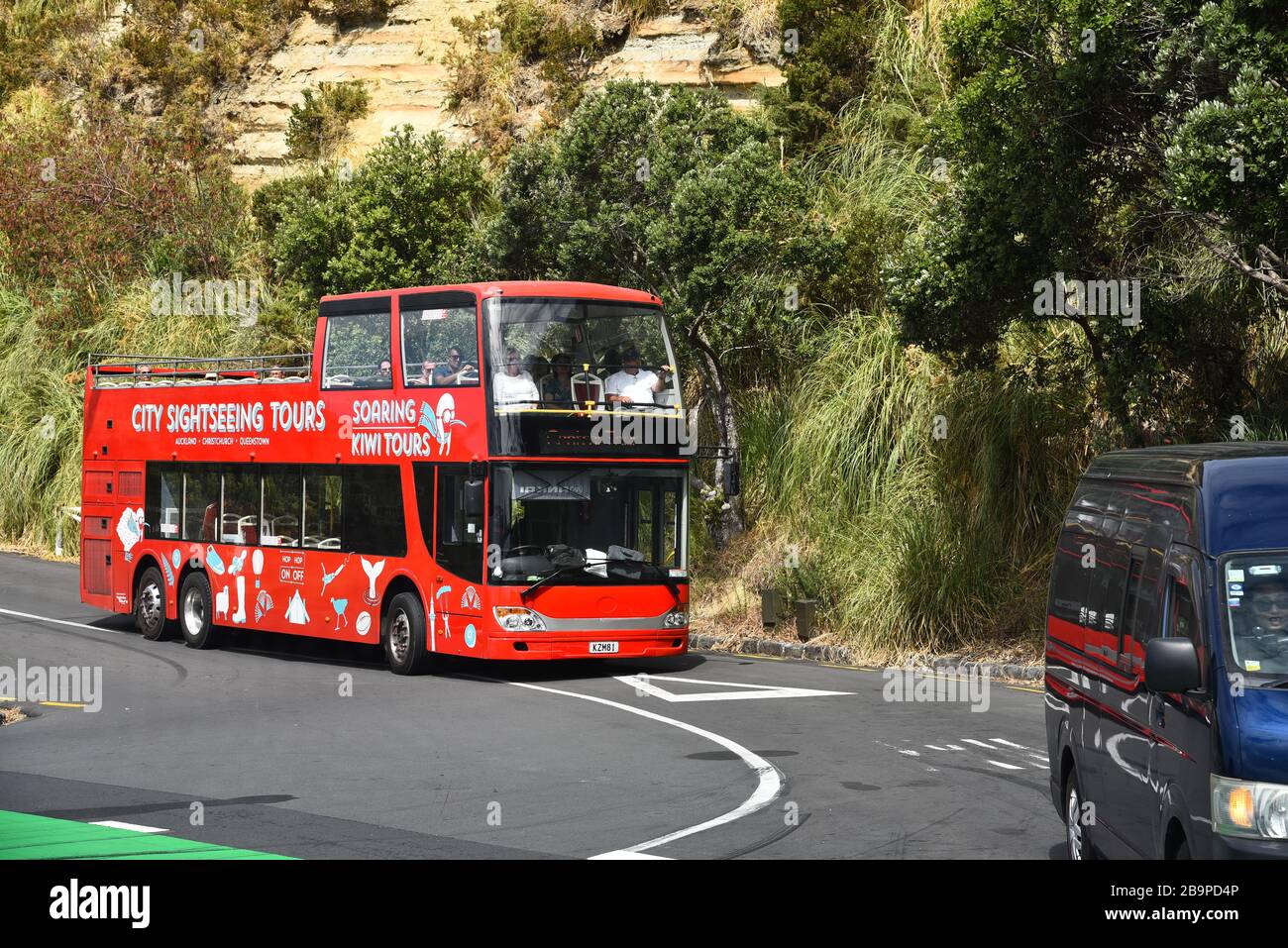 tourist bus,auckland,new zealand Stock Photo - Alamy