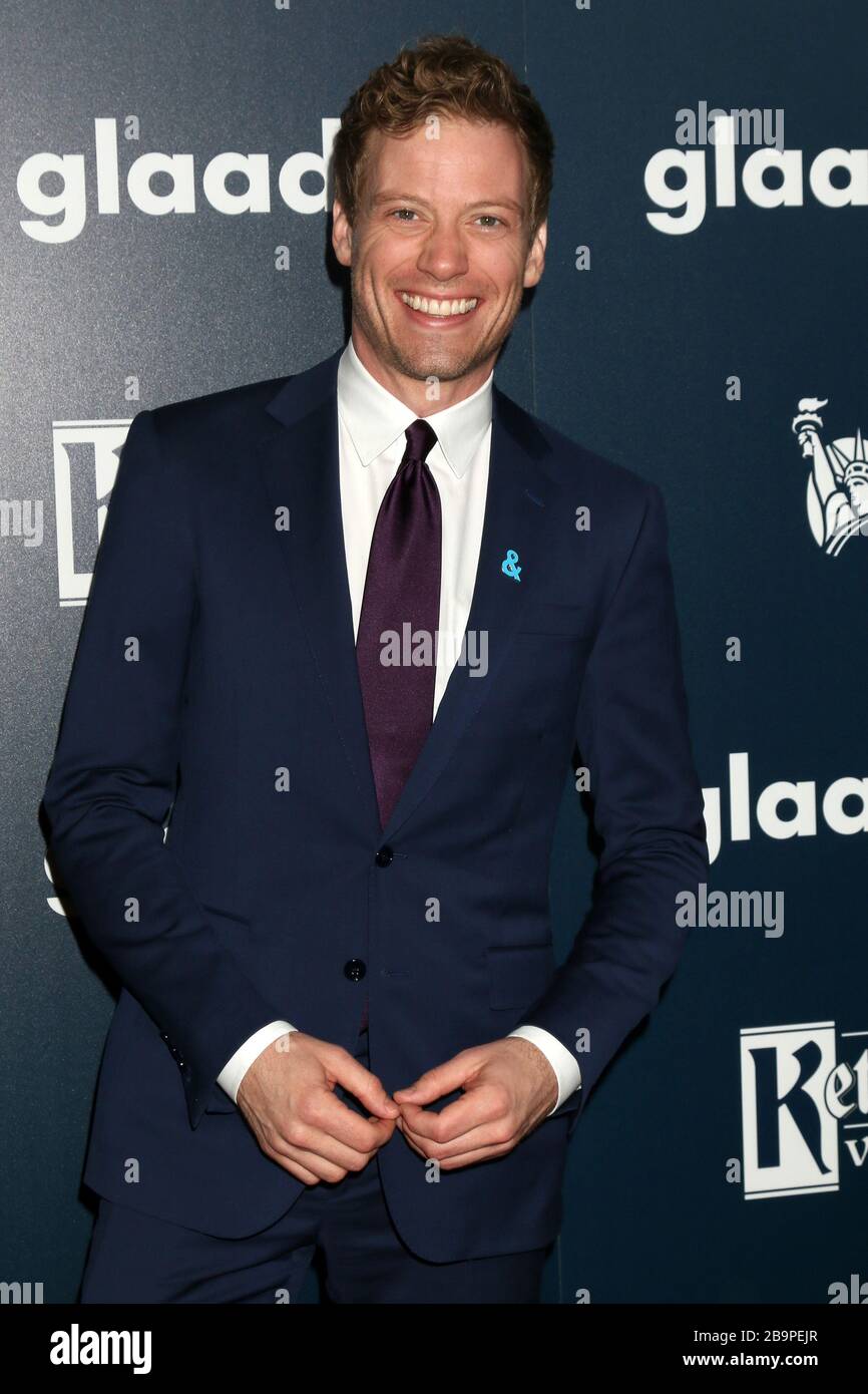 April 1, 2017, Beverly Hills, CA, USA: LOS ANGELES - APR 1: Barrett Foa ...