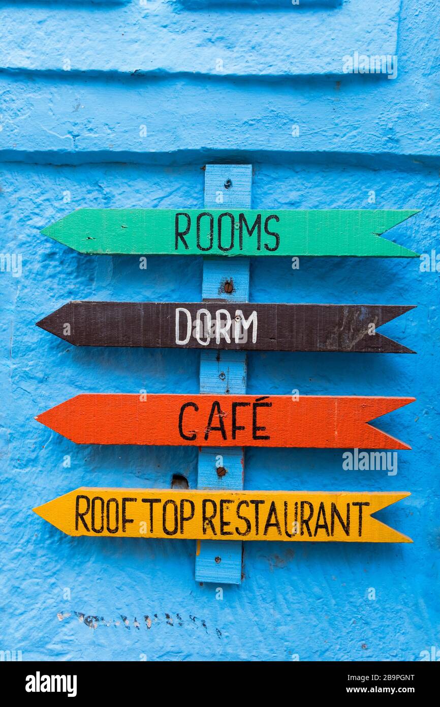 Hotel and restaurant sign hi-res stock photography and images - Alamy