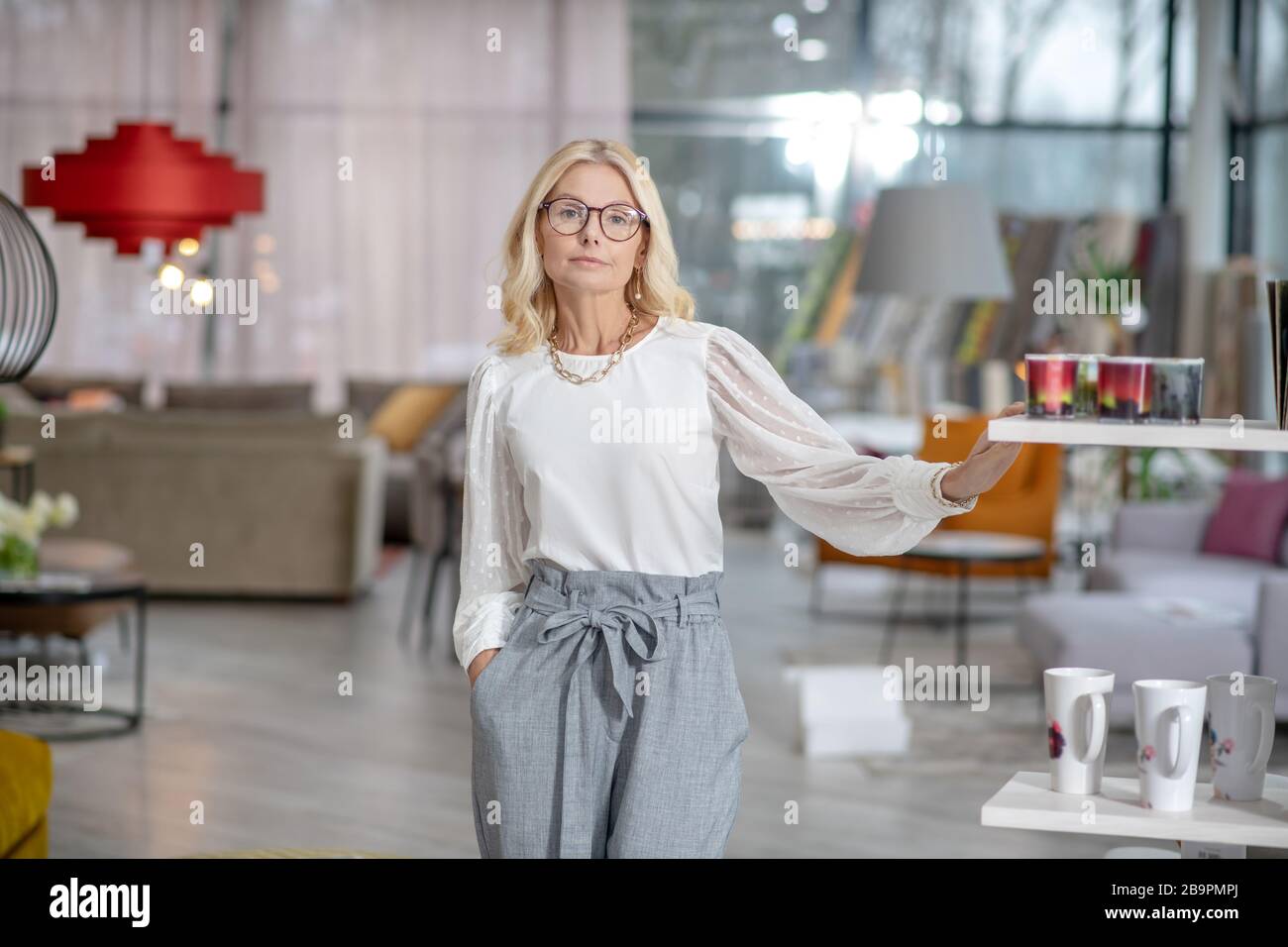 Large hall hi-res stock photography and images - Alamy