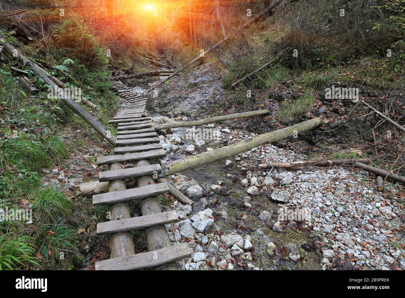 Green mountan hi-res stock photography and images - Alamy