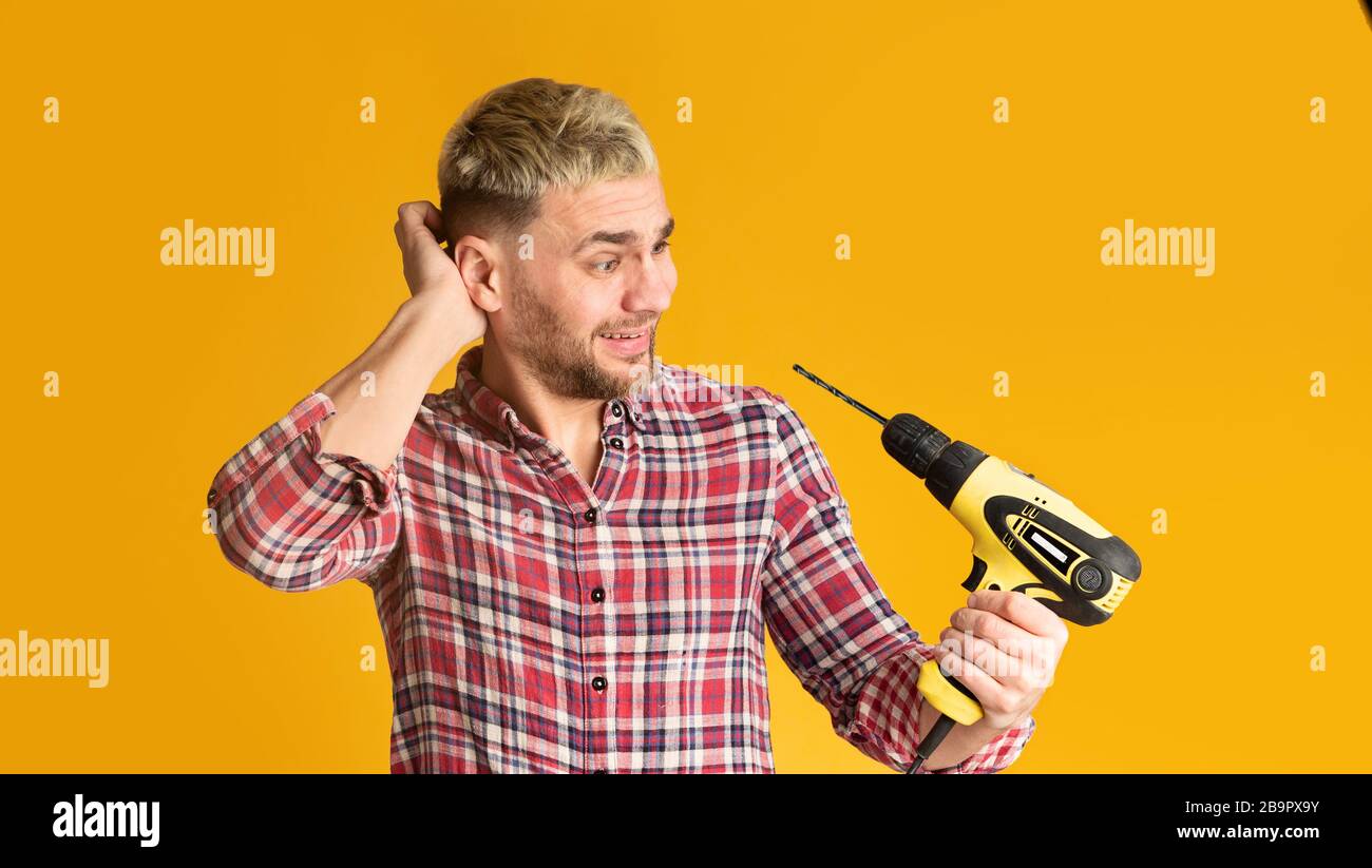 Which scratches the head hi-res stock photography and images - Alamy