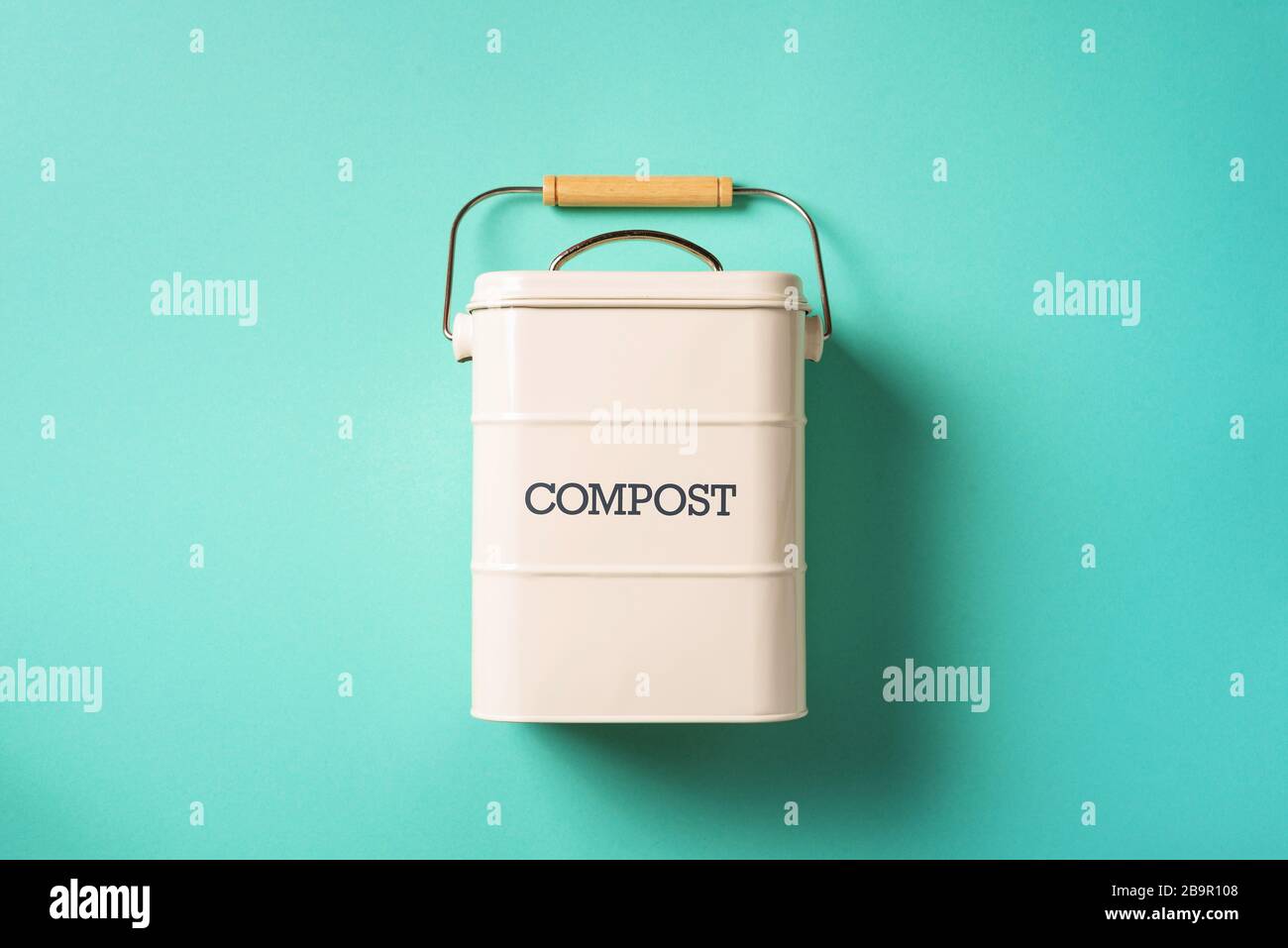 Sustainable and zero waste living. Recycling food waste bin for compost ...