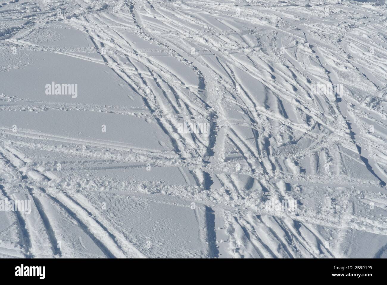 Ski track illuminated sun hi-res stock photography and images - Alamy