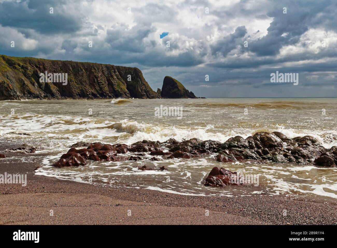 Ballyvooney cove hi-res stock photography and images - Alamy