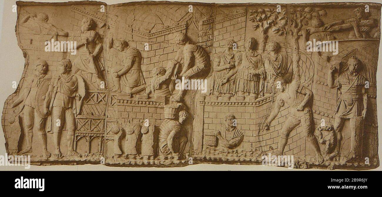 Trajan's column building a fort hi-res stock photography and images - Alamy