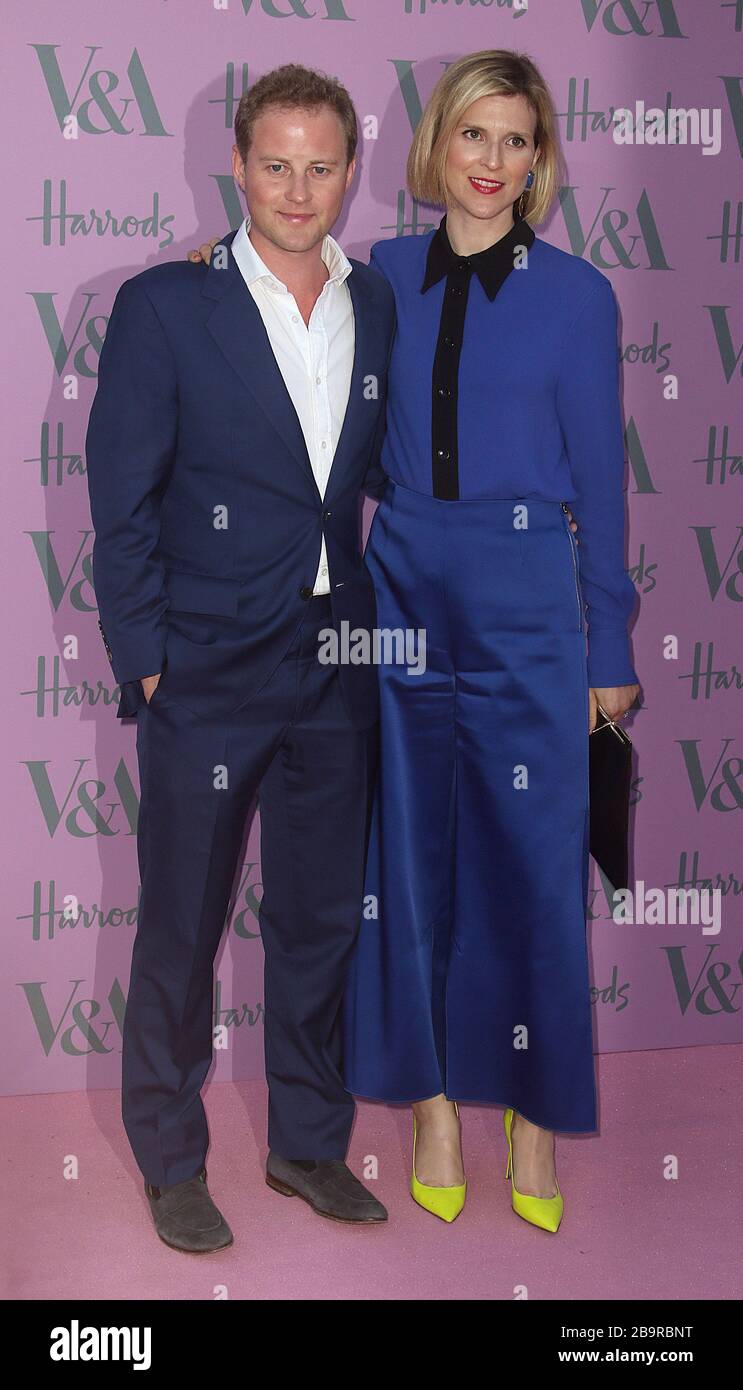 Guy pelly and elizabeth wilson hi-res stock photography and images - Alamy