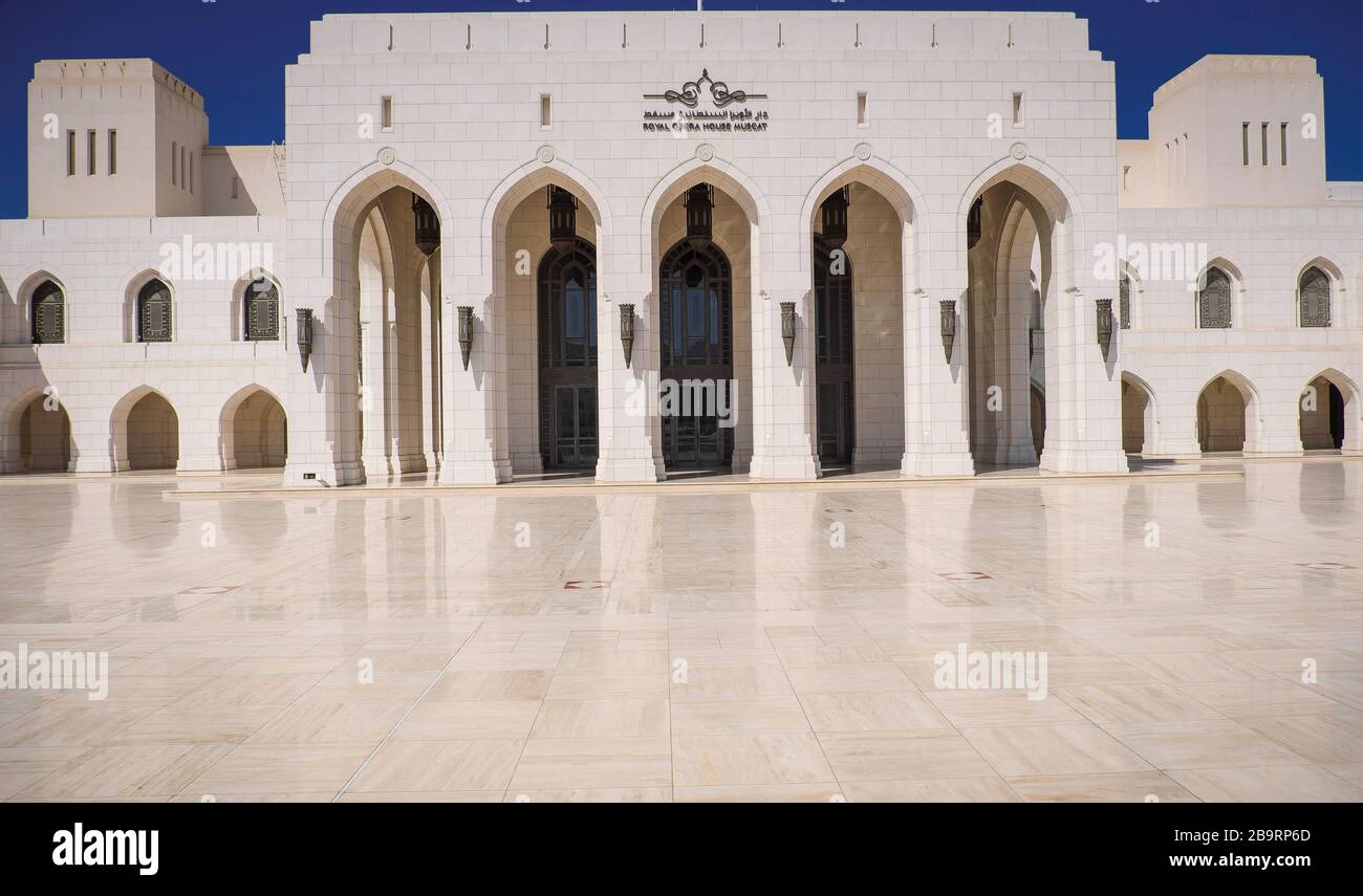 Royal opera house rohm hi-res stock photography and images - Alamy