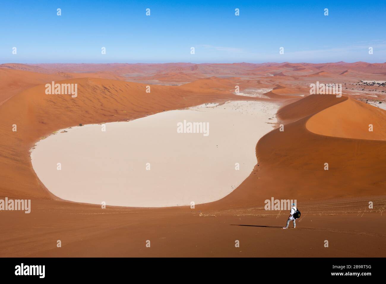 Deadvlei big daddy dune hi-res stock photography and images - Alamy