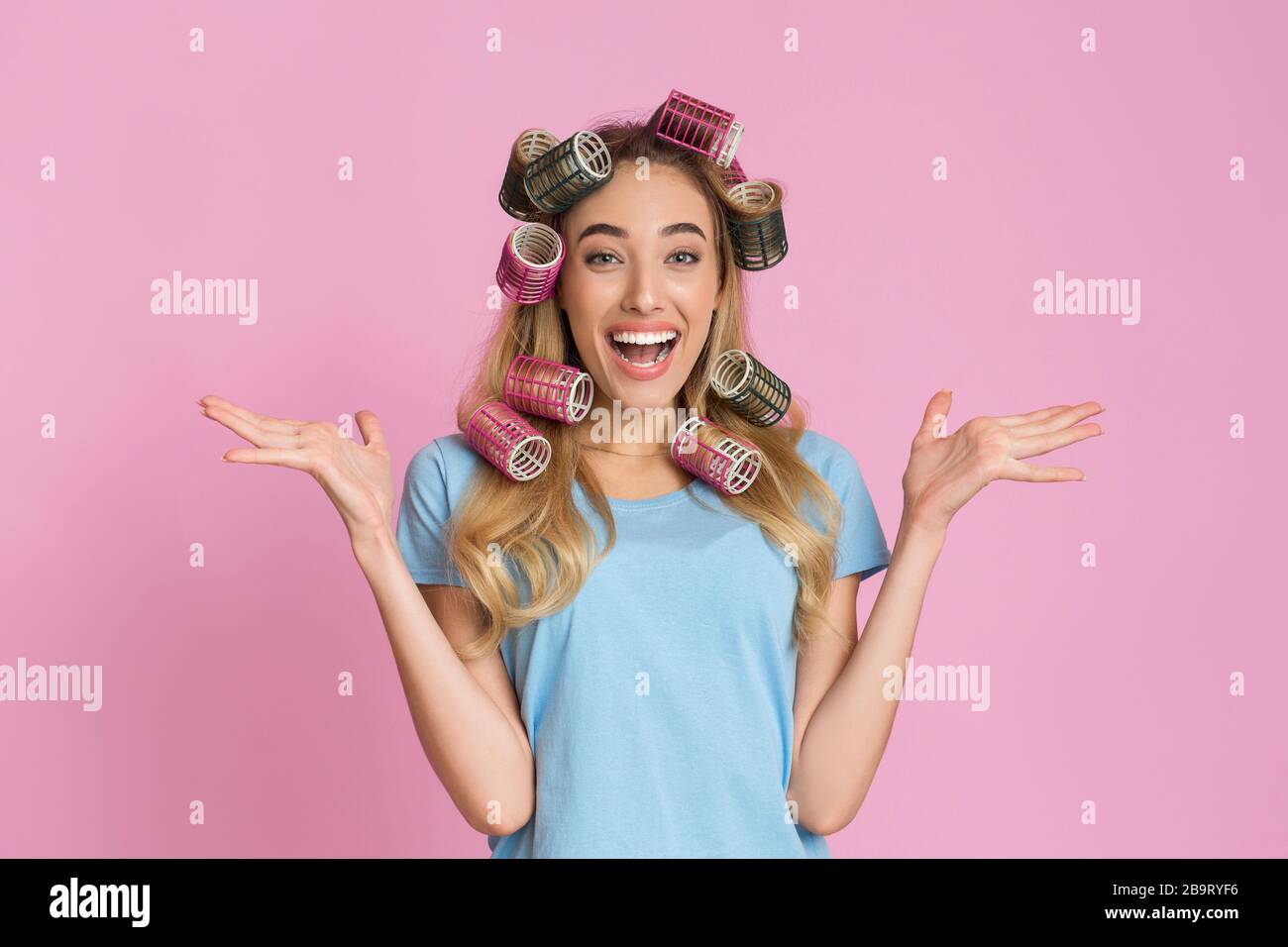 Pink arms hi-res stock photography and images - Alamy