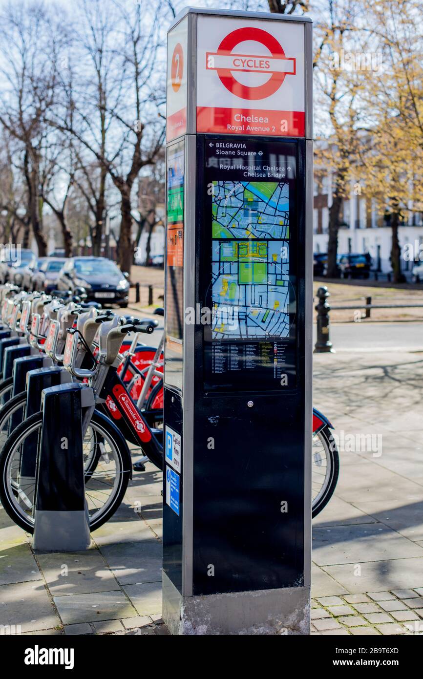 Tfl bike hire hi-res stock photography and images - Alamy