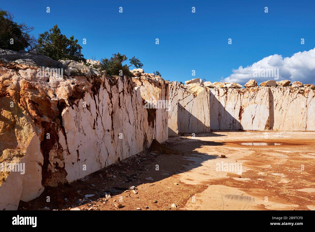 Marmara marble hi-res stock photography and images - Alamy