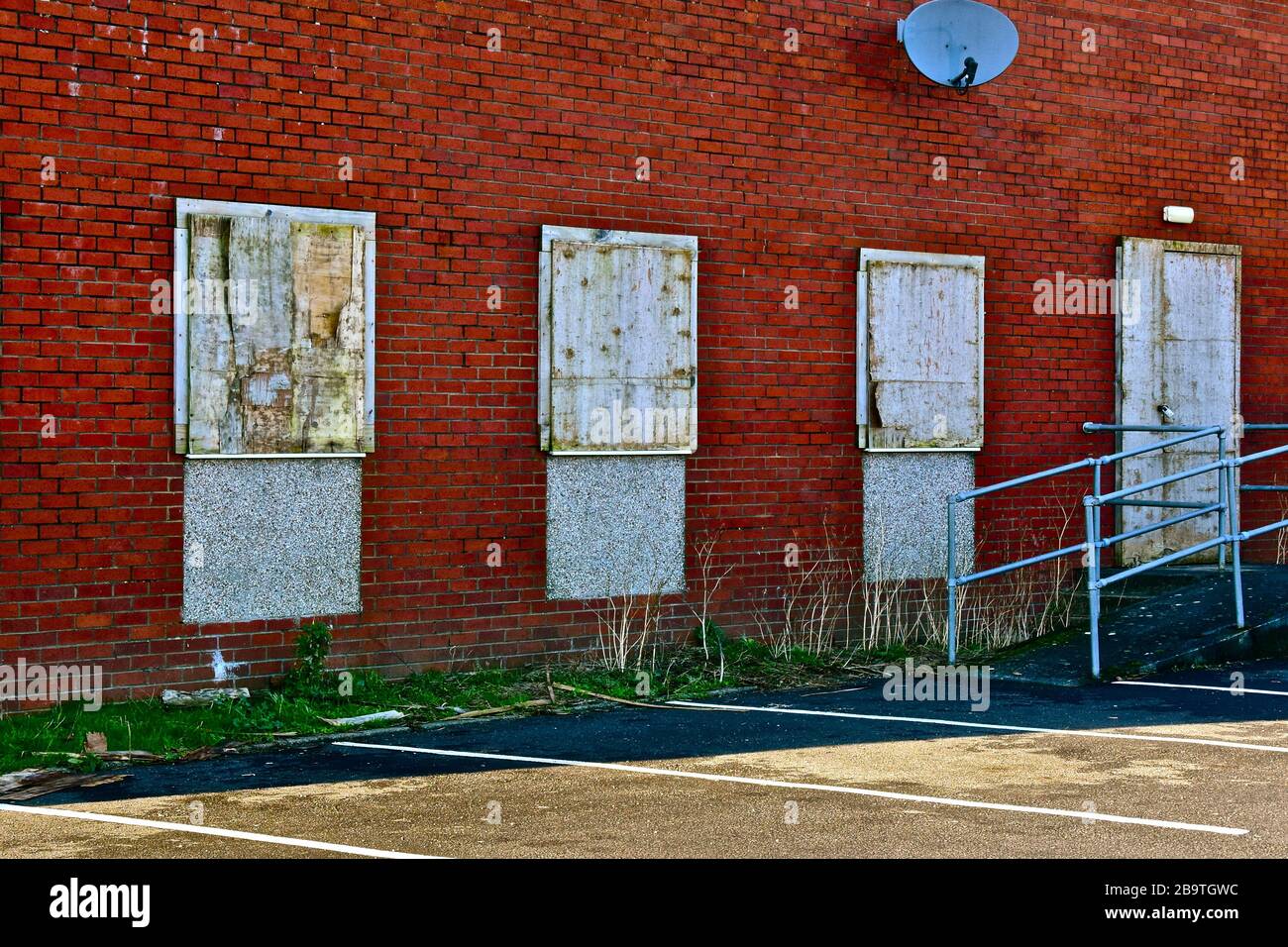 The boarded-up former RAOB Club (Royal Antediluvian Order of Buffaloes ...