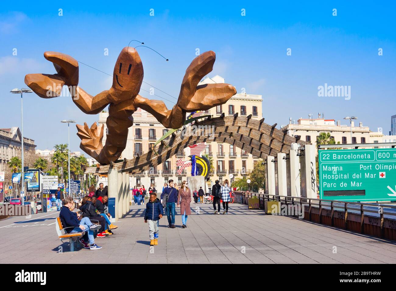 Gambrinus barcelonas giant lobster statue hi-res stock photography and ...