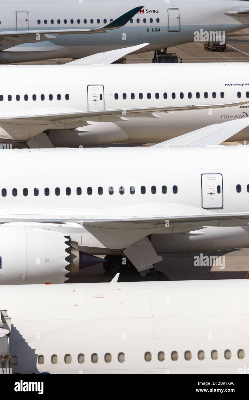 Airplane types hi-res stock photography and images - Alamy