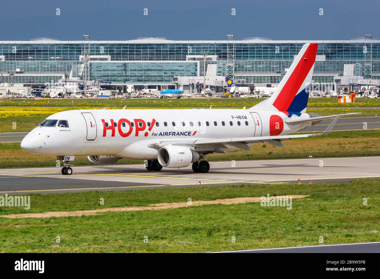 Hop embraer hi-res stock photography and images - Alamy