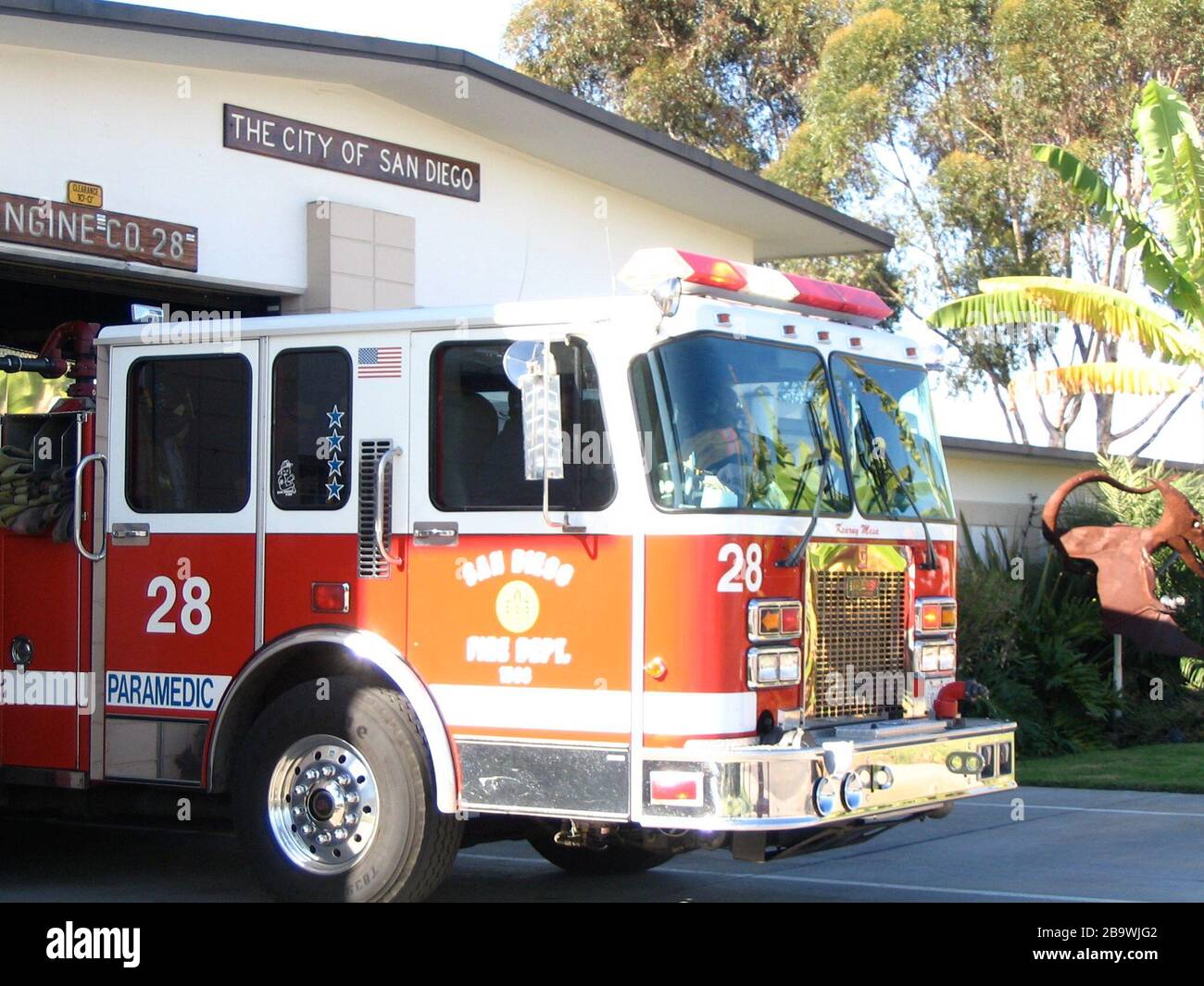 Engine 28 hi-res stock photography and images - Alamy