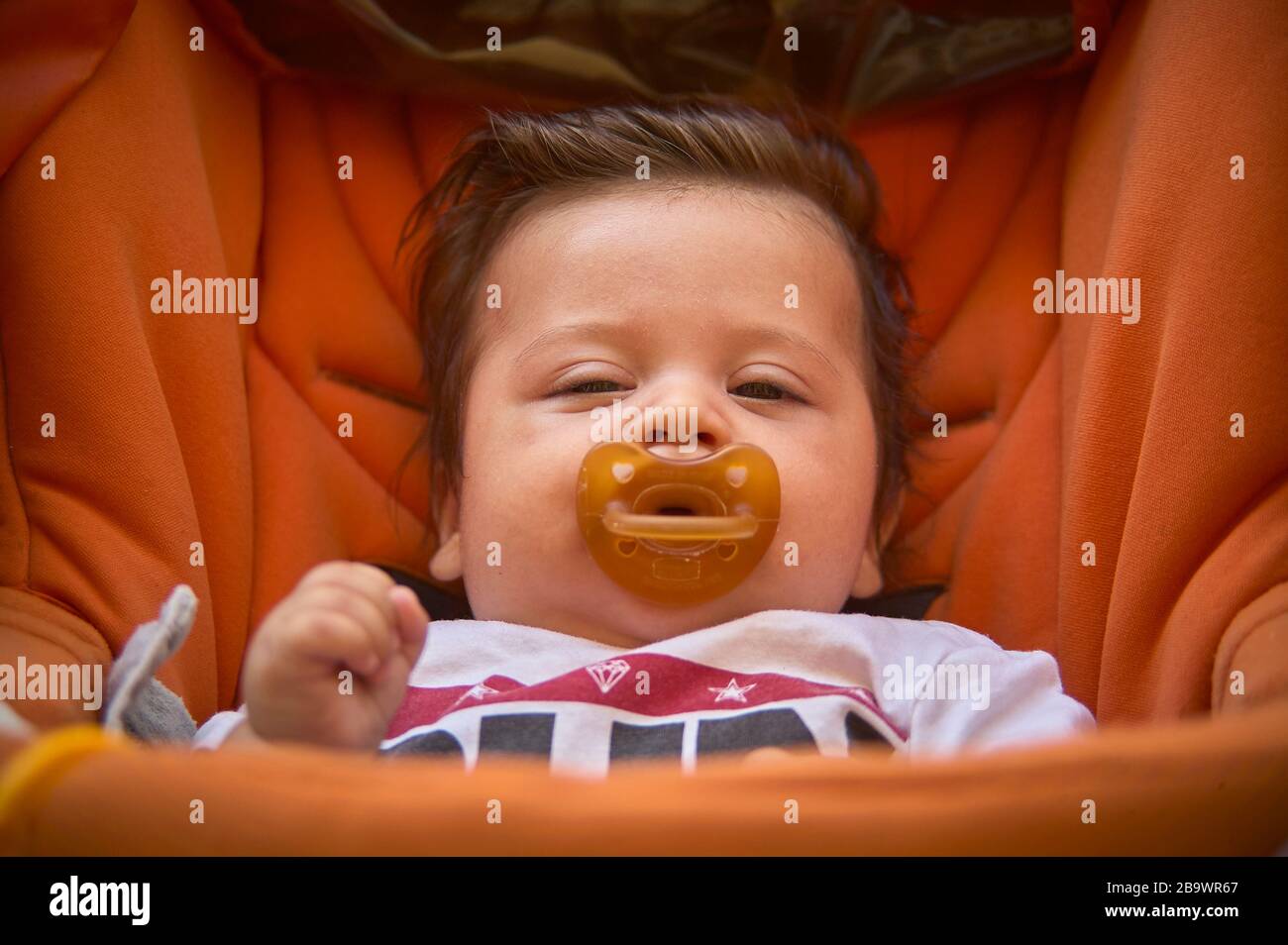 Pink pacifier cartoon hi-res stock photography and images - Alamy