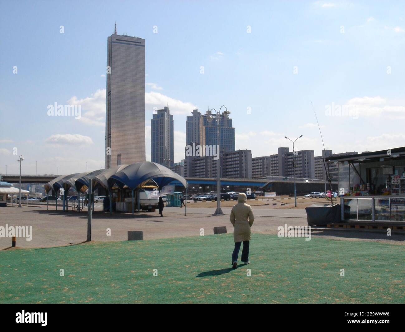 63 building in yeouido hi-res stock photography and images - Alamy