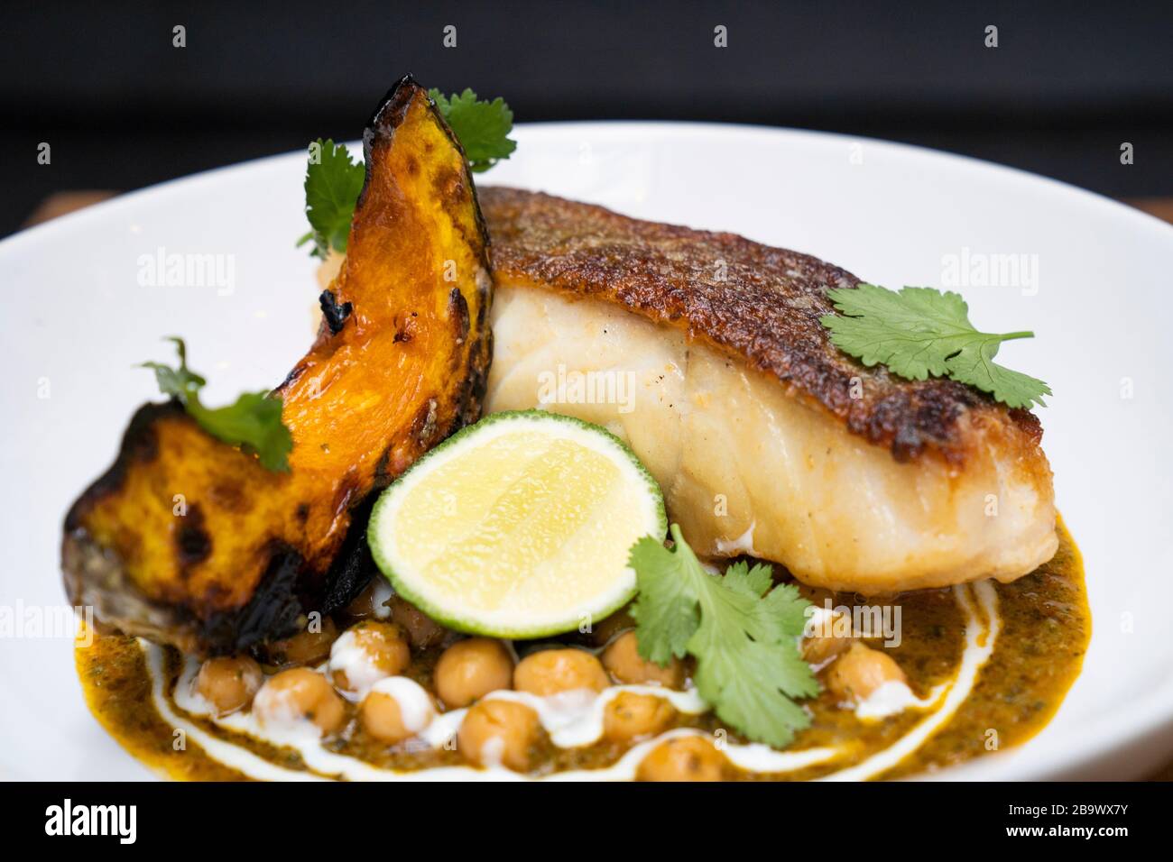 Masala fish foodie hi-res stock photography and images - Alamy