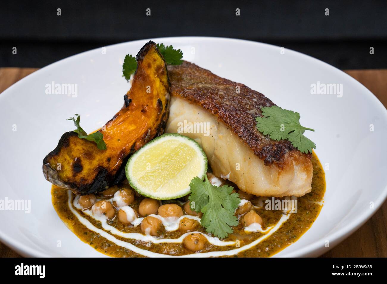 Indian masala fish hi-res stock photography and images - Alamy