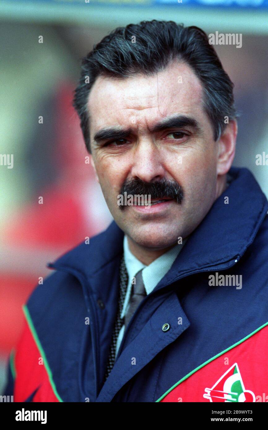 John Gorman, Swindon Town manager Stock Photo - Alamy