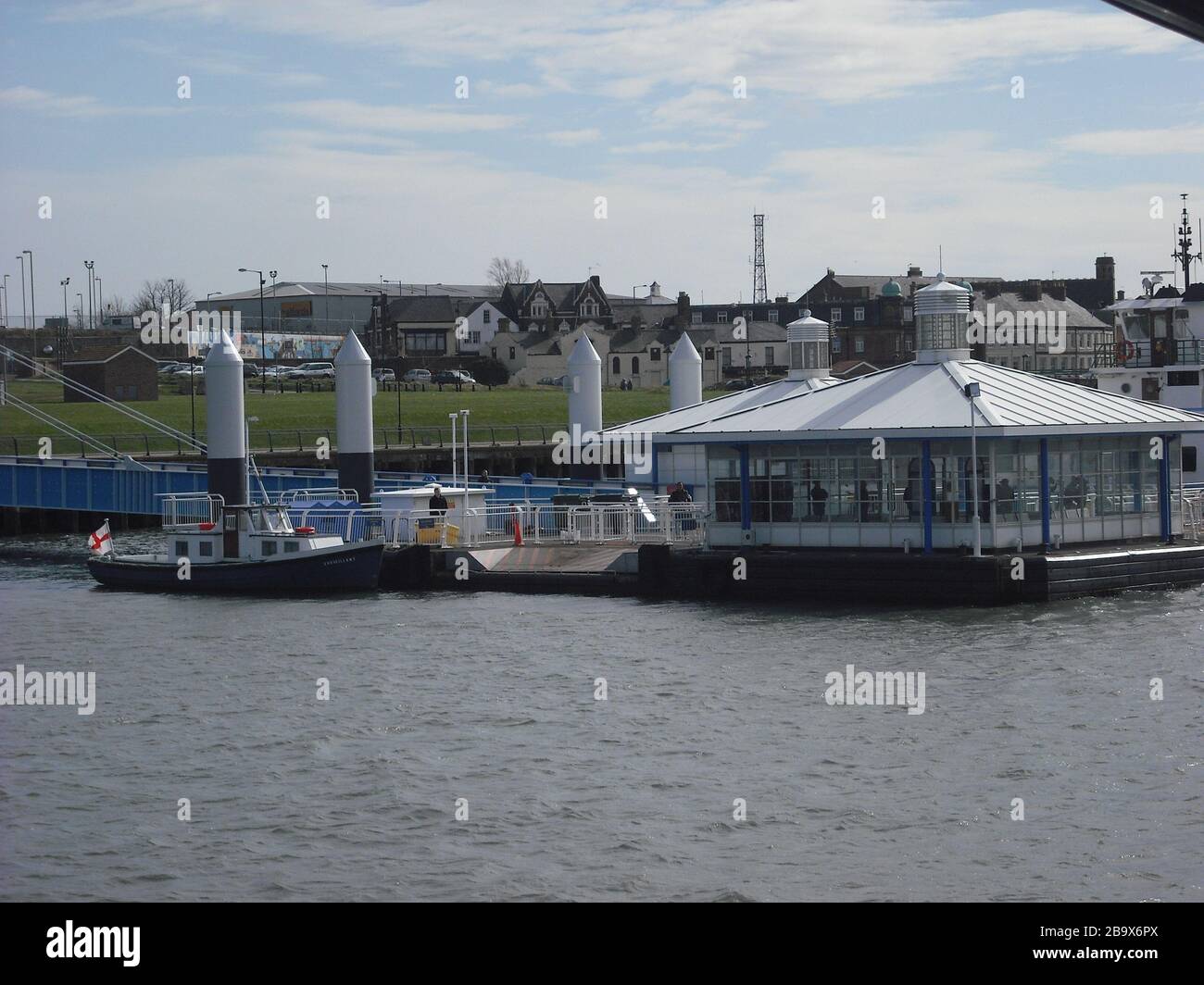 24 north ferry hi-res stock photography and images - Alamy