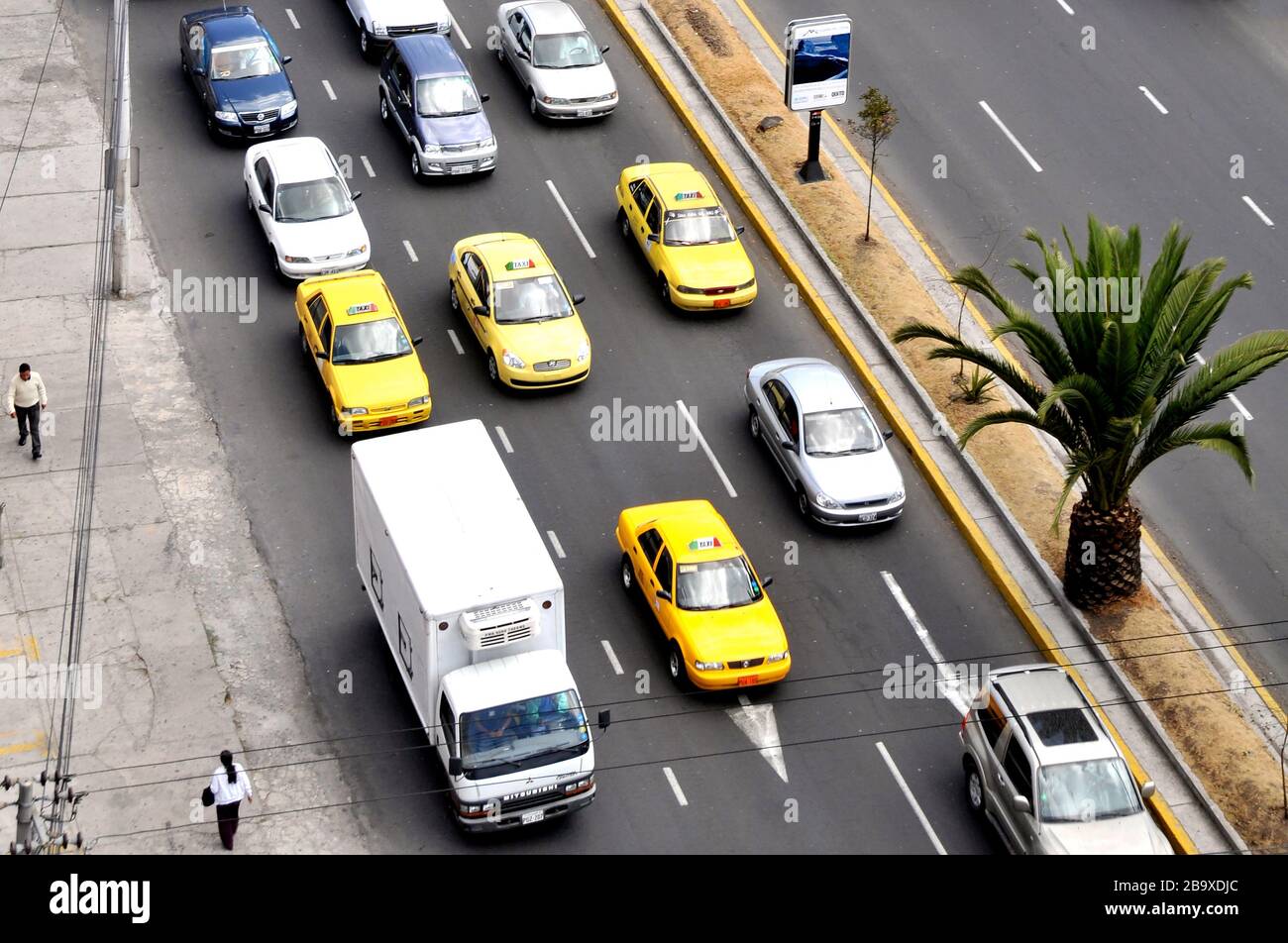Ecuador quito downtown traffic hi-res stock photography and images - Alamy